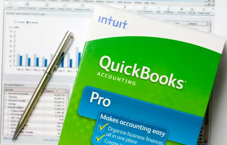 저금리 전망으로 인한 강력한 구독경제 비즈니스모델, 소사장들에게 필요한 회계프로그램을 제공하는 Intuit Inc.(INTU)