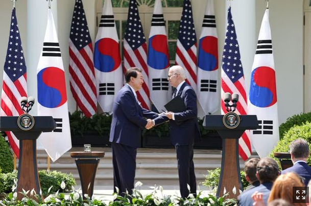 0427목 오늘의 Hot 뉴스 관심 테마종목 기가팩토리 2차전지 리튬 반도체 방산 우주항공 원전
