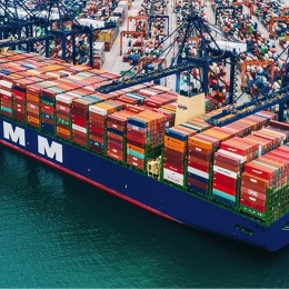 '연봉 4천 중후반의 선사', HMM 해운물류 취업 방법은?