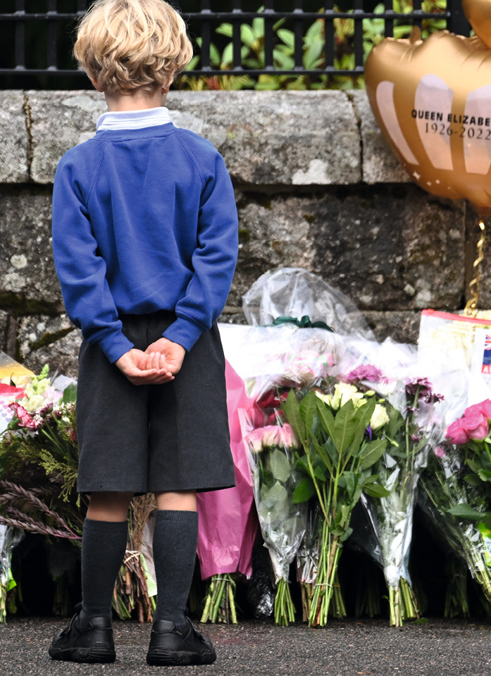 Grief: Why do we mourn public figures?