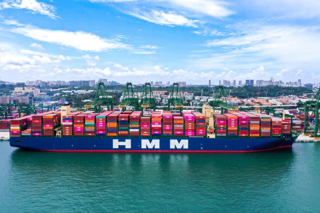 공정성·정치에 발목잡힌 HMM 매각…연내 결론 어렵다
