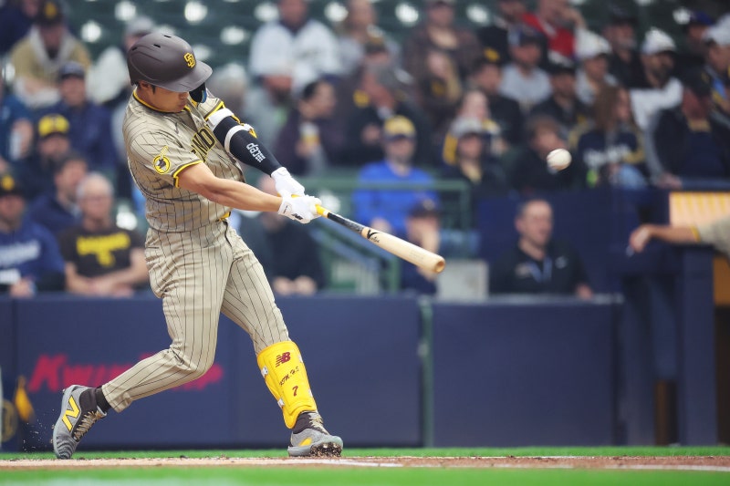 [오늘의 MLB] (4.26) 김하성 시즌 4호 홈런 폭발…팀은 역전패