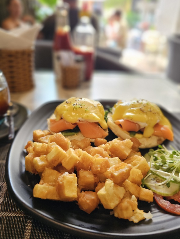 베트남 나트랑 한달살기 여행 에세이 주말 브런치 맛집 헬스장 다니기 담시장 아오자이 쇼핑