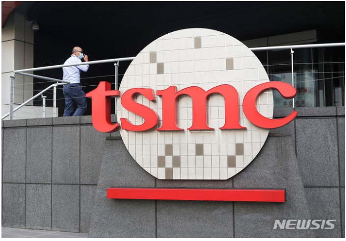 [돈이 되는 뉴스] TSMC, 'FO-PLP' 패키징 공세 강화…글로벌 경쟁 치열해진다