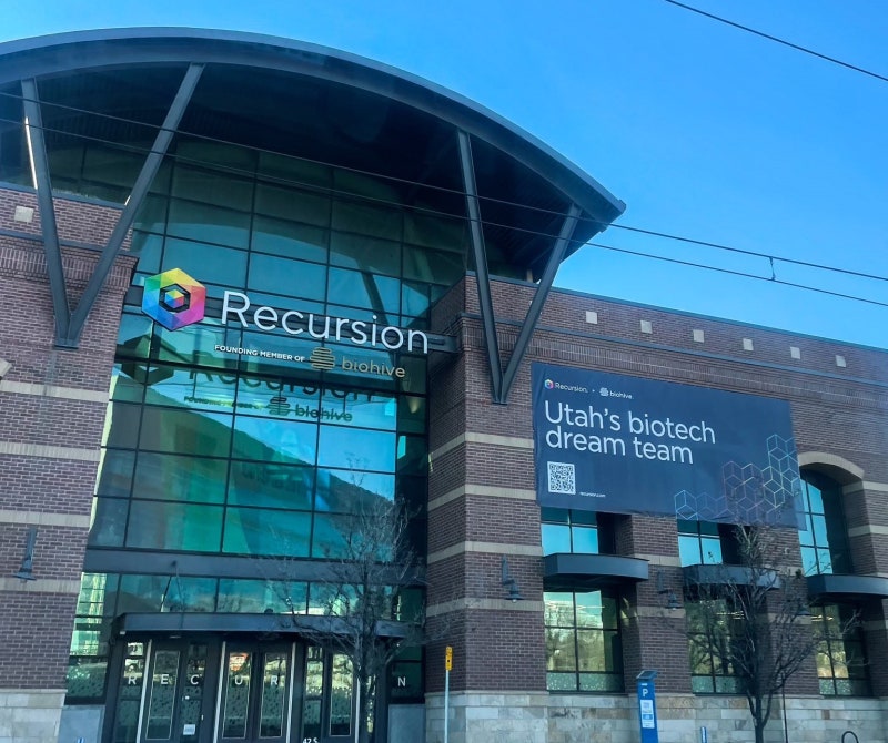 리커젼 파마슈티컬스(RXRX) 종목 분석 - AI 신약 개발의 혁신 기업