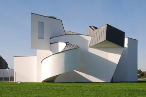 [예술] 프랭크 게리의 모든 것!! 건축과 예술의 경계를 허문 자유의 건축가의 삶과 작품